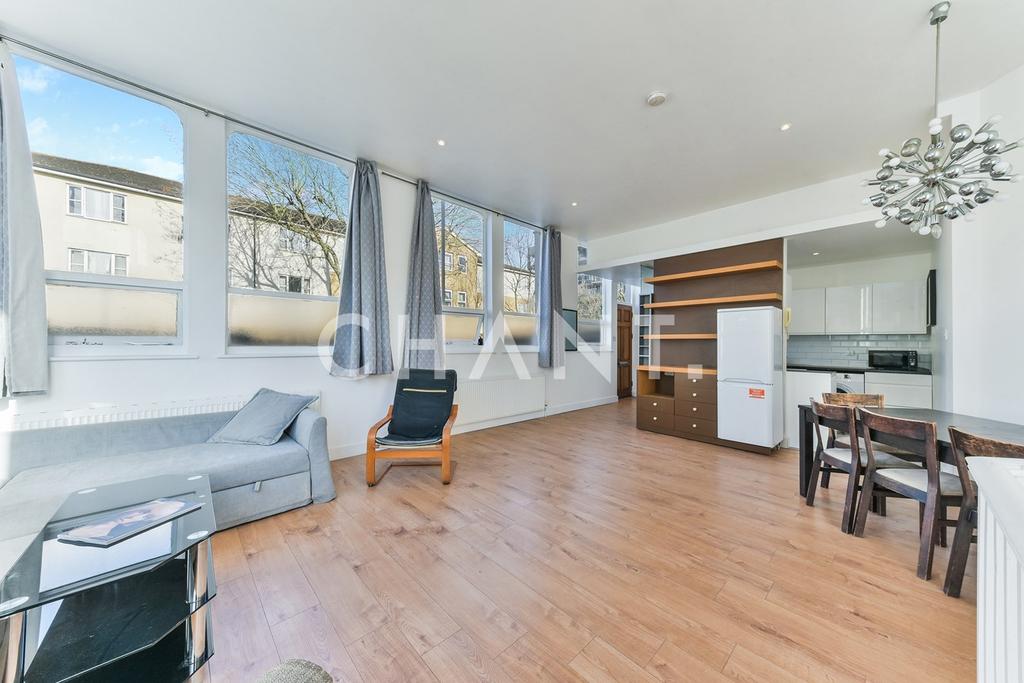 Southwark Park Road, London, SE16 3 bed apartment - £2,800 pcm (£646 pw)