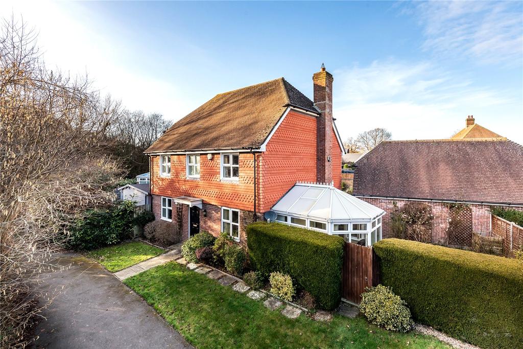 Berrall Way, Billingshurst, RH14 4 bed detached house - £575,000
