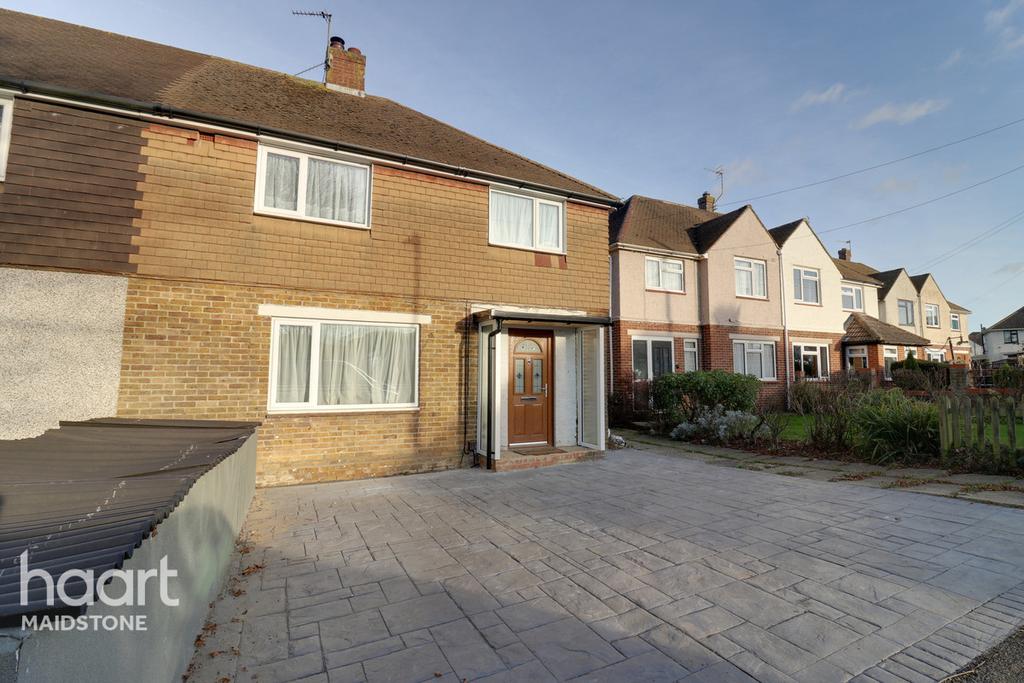 Devon Road, Maidstone 3 bed semi-detached house - £325,000