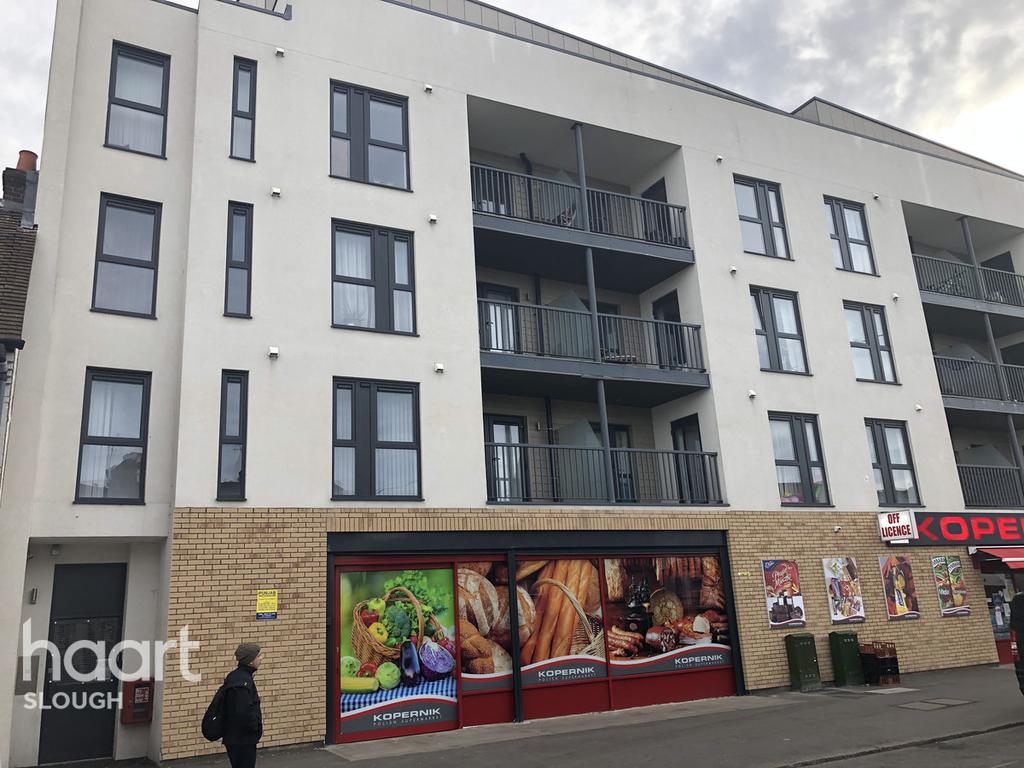 Lyons Way, Slough 1 bed flat - £325,000