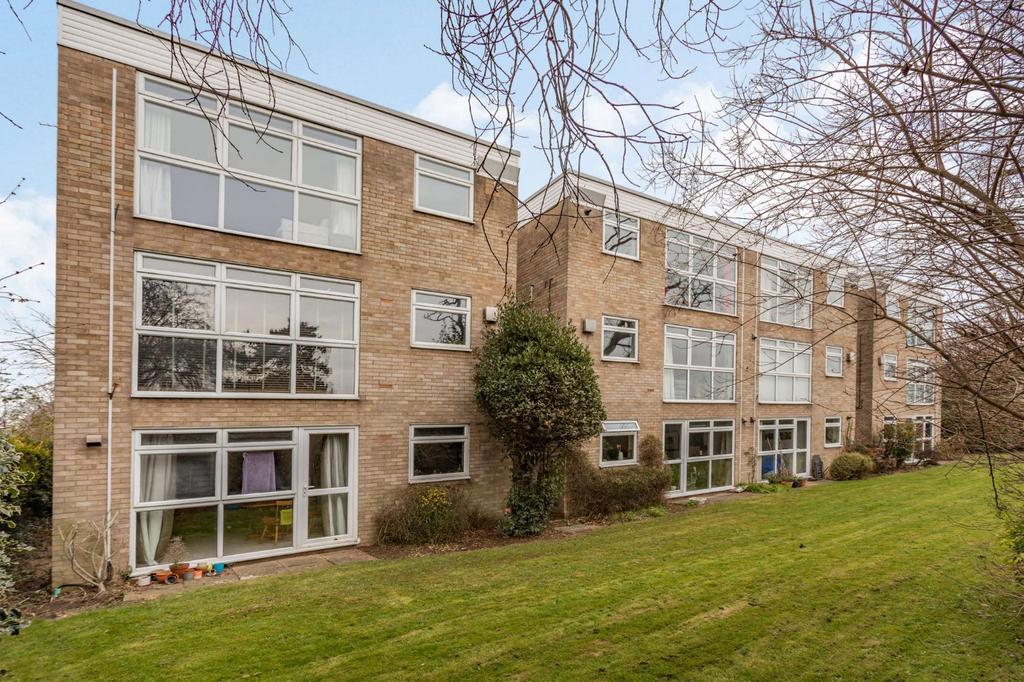 Berrylands, Milton Road, Cambridge 2 bed flat - £350,000