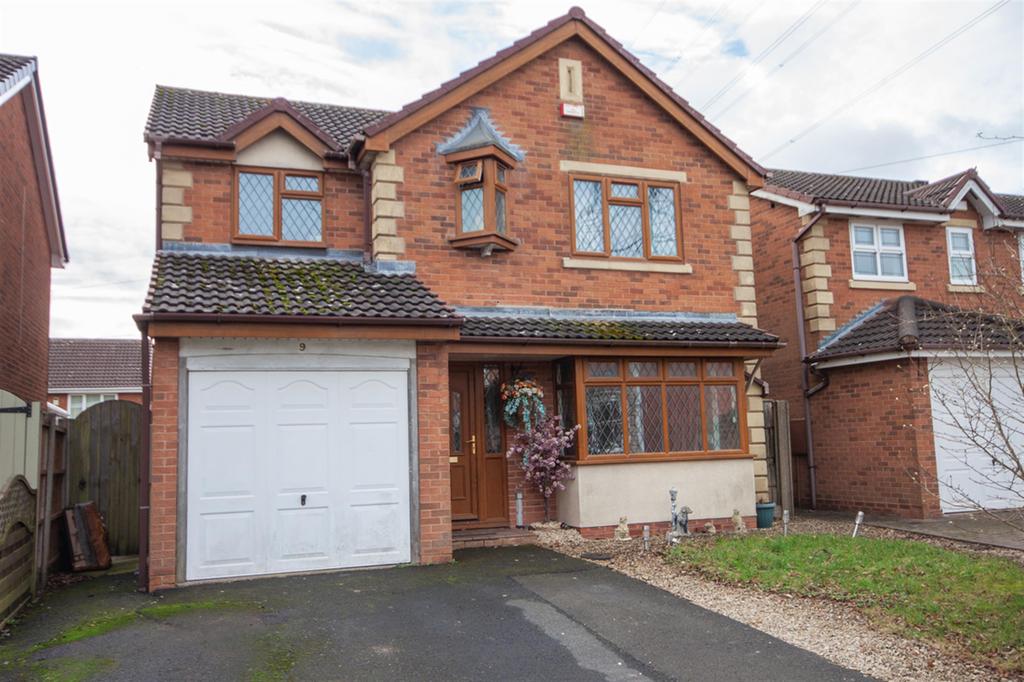 Littleton Way, Burntwood, WS7 1ZT 4 bed detached house - £310,000