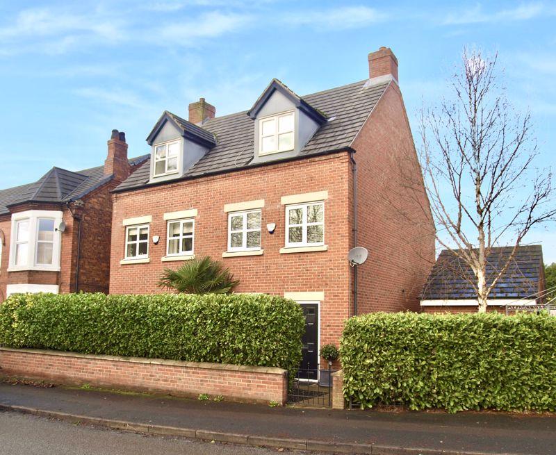Winnington Old Lane, Winnington, CW8 4ED 3 bed terraced house - £220,000