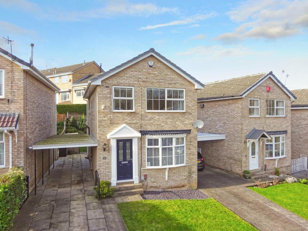 Springbank Close, Farsley, Pudsey 3 bed detached house - £325,000