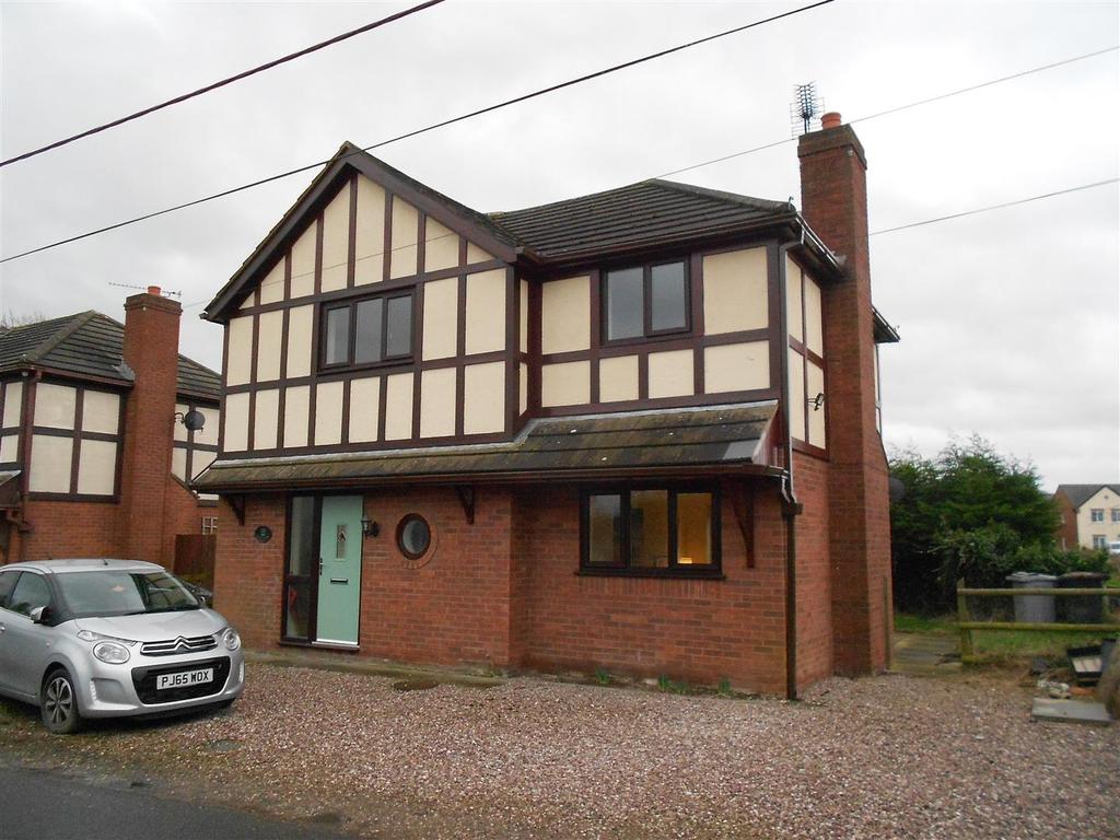 Stoneley Road, Crewe 3 bed house - £224,950