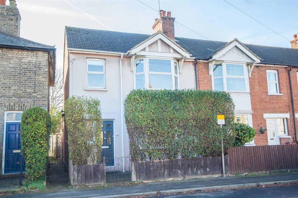 Baddow Road, Great Baddow, Chelmsford 3 bed end of terrace house - £425,000
