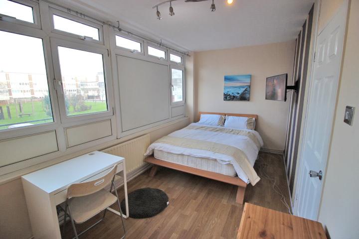 Talia House, Manchester Road, E14 House share - £600 pcm (£138 pw)