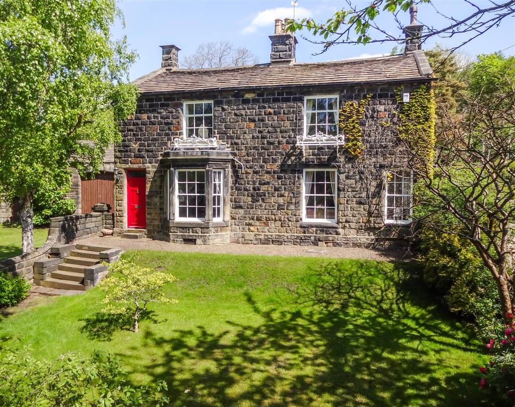 Low Hall Road, Horsforth 3 bed detached house - £600,000