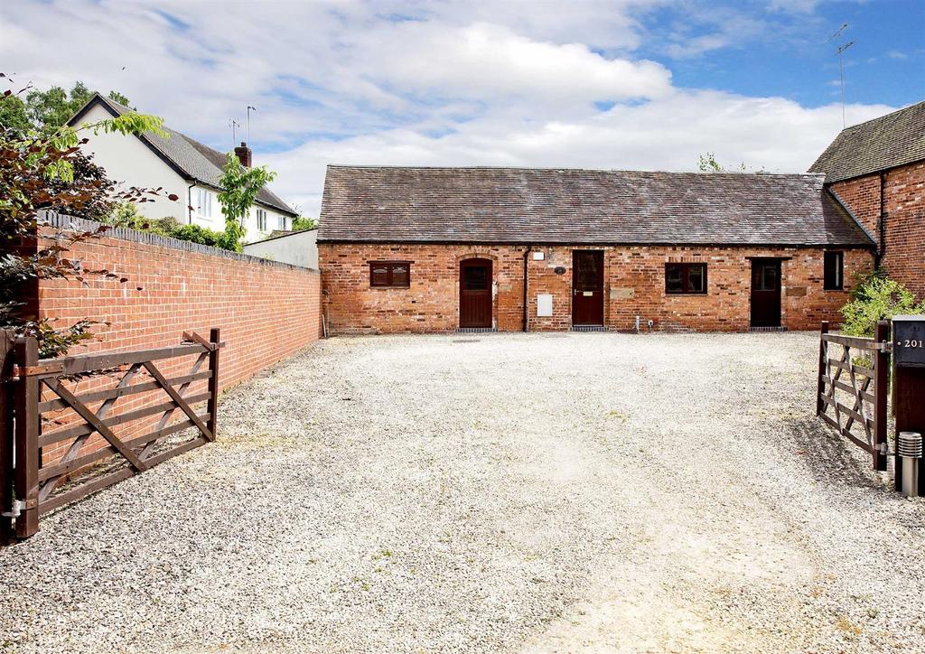 Millbrook Barn, 201 Bridgnorth Road... 2 bed barn conversion - £310,000