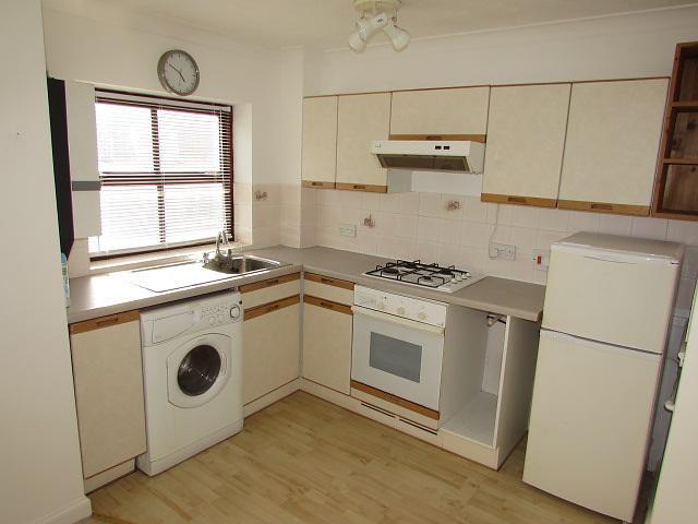 Clive Road Fratton PO1 1 bed flat - £540 pcm (£125 pw)