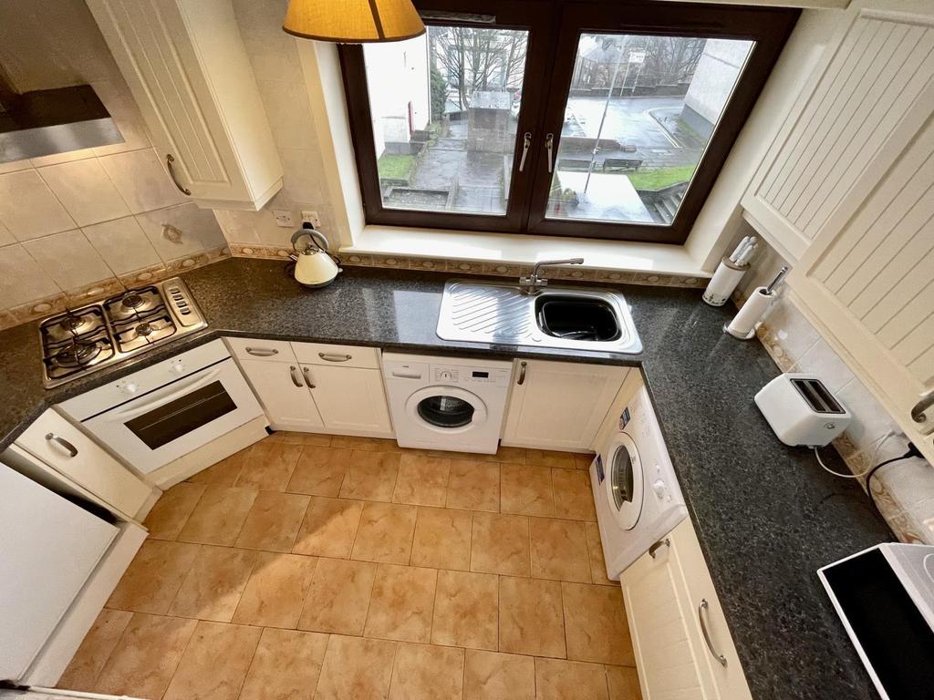 1/1 62 Regent Street, Greenock 1 bed apartment - £43,000