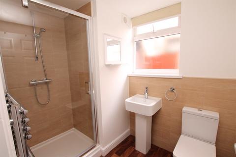 Houses to rent in Hull | OnTheMarket