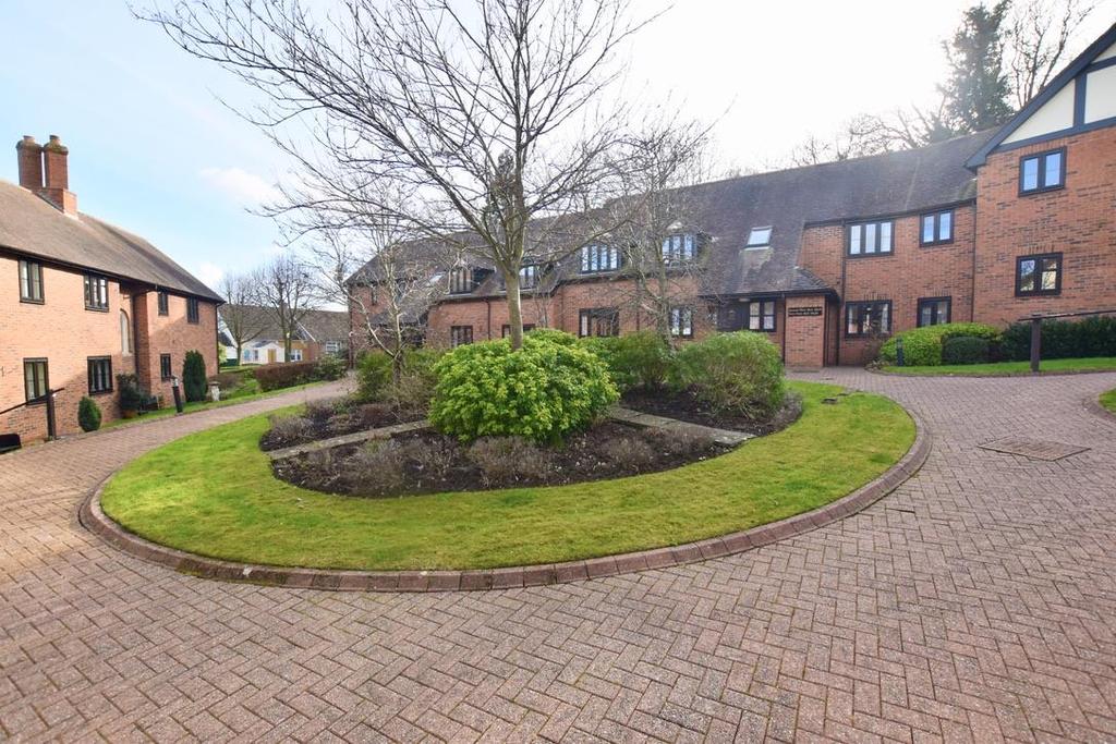 Allesley Hall Drive, Allesley, Coventry 2 bed apartment - £149,950