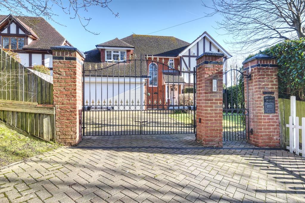 Collington Rise, Bexhill-On-Sea 4 bed detached house - £899,950
