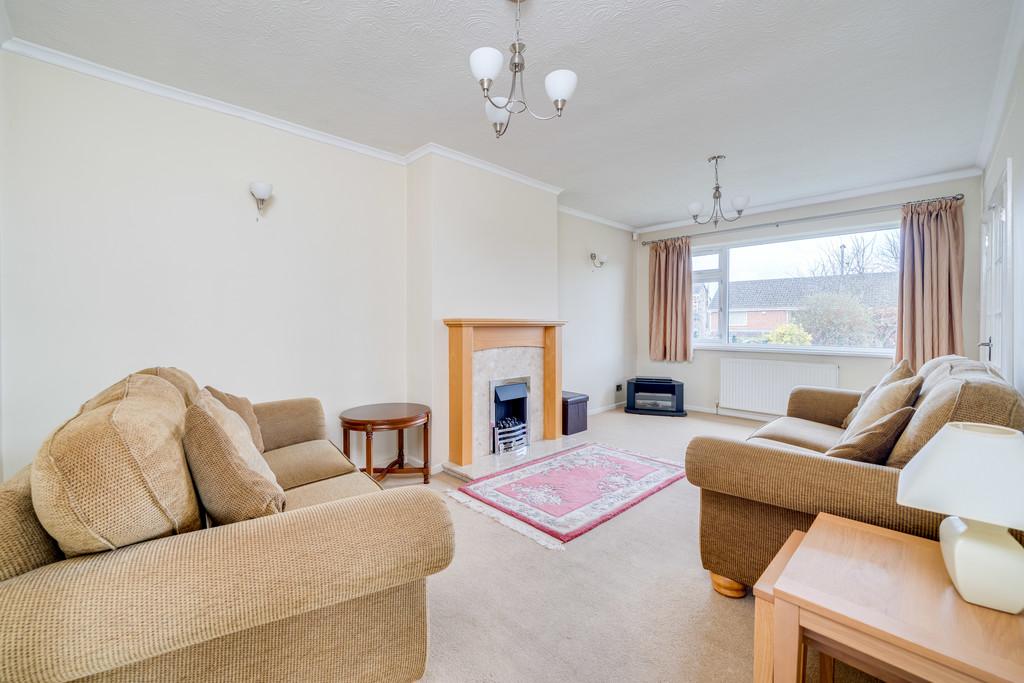 Hunsworth Lane, Hunsworth 3 bed semi-detached house - £225,000