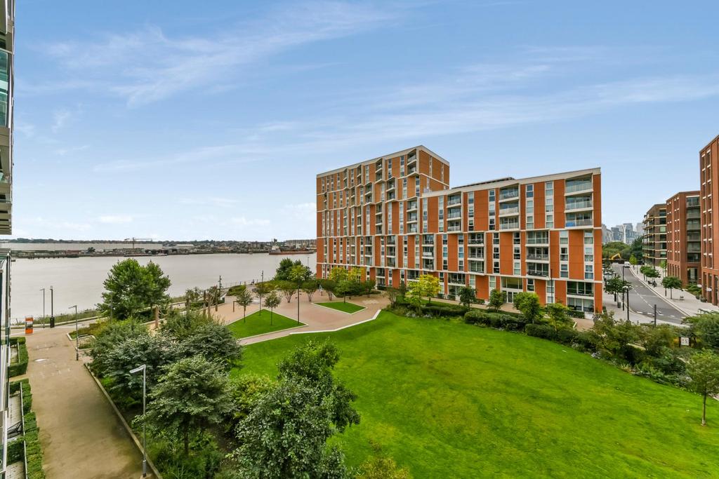Kelson House, Royal Wharf, London, E16 1 bed apartment - £1,998 pcm (£ ...