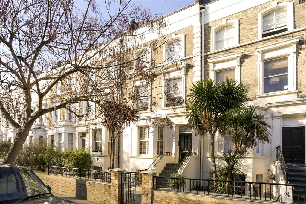 Lancaster Road, London, W11 3 bed maisonette - £4,312 pcm (£995 pw)