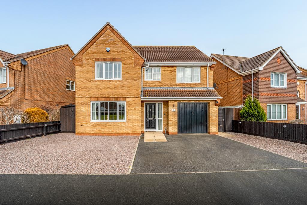 Curlew Drive, Cowbit 4 bed detached house - £332,000