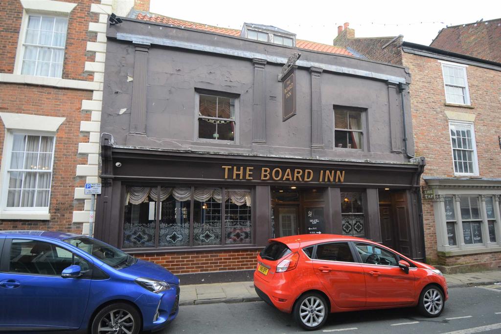 High Street, Bridlington, East... Retail property (high street) - £ ...
