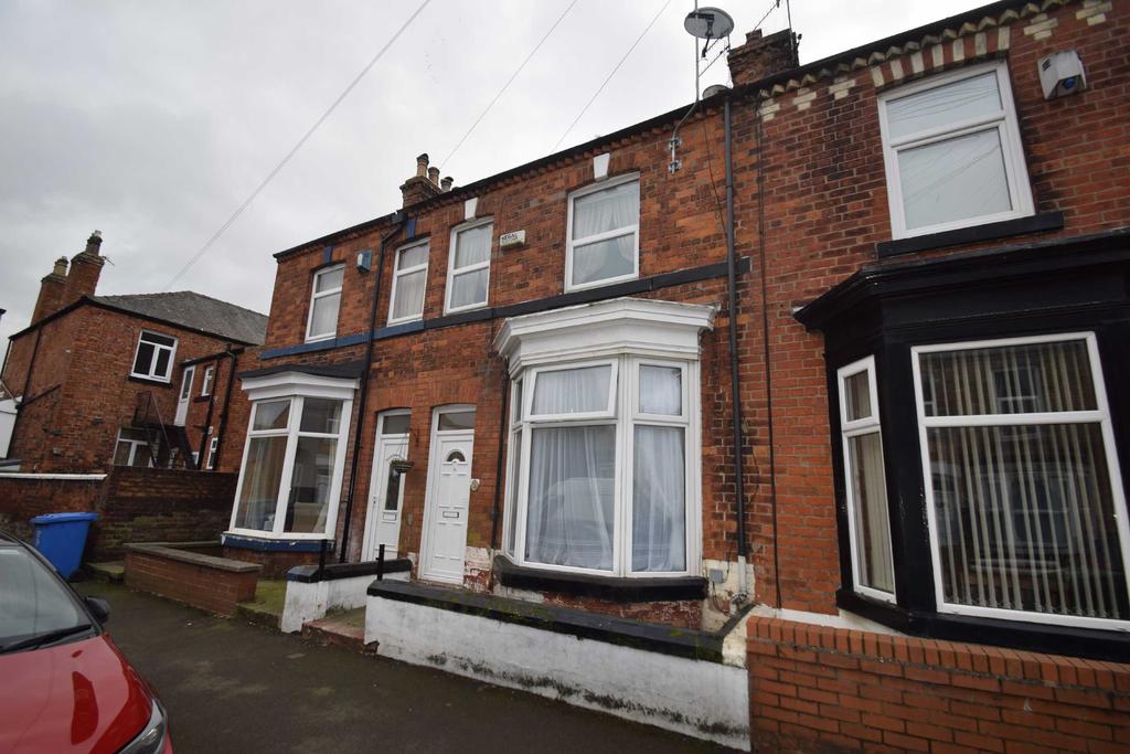 Spring Bank, Scarborough, North... 2 bed terraced house - £130,000