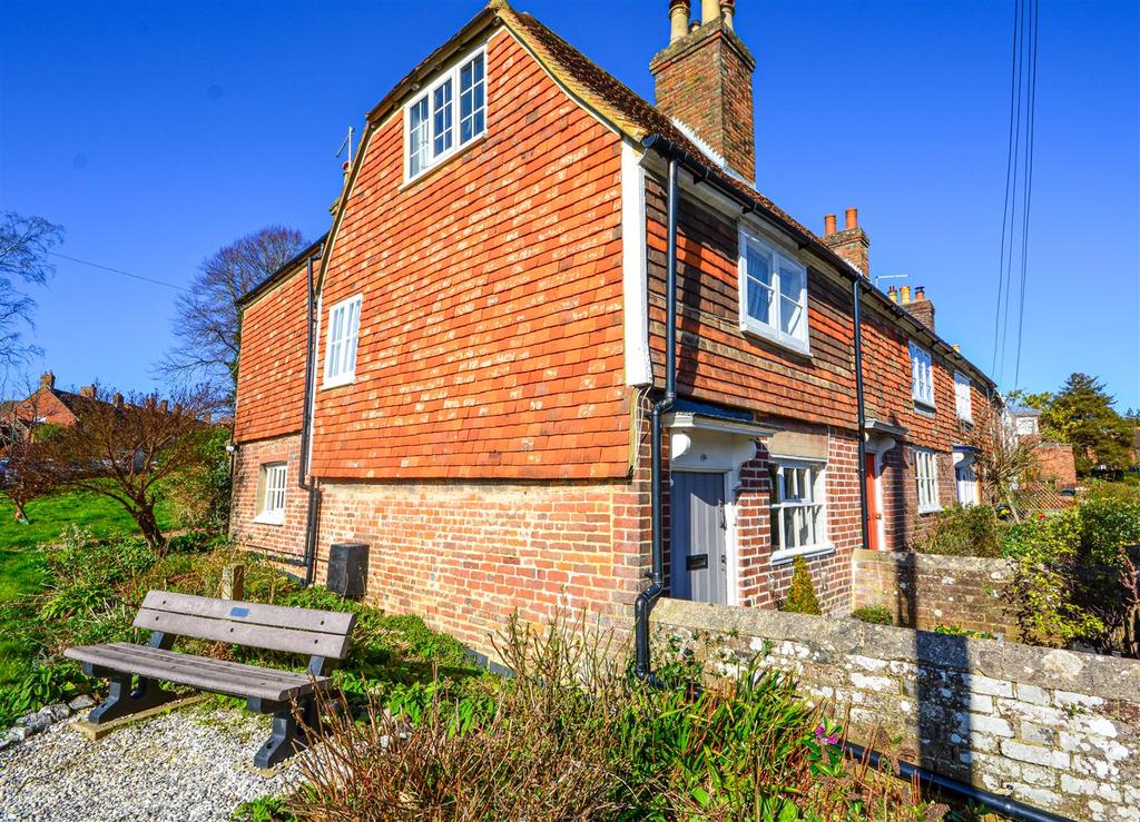 Mount Street, Battle 2 bed end of terrace house - £375,000