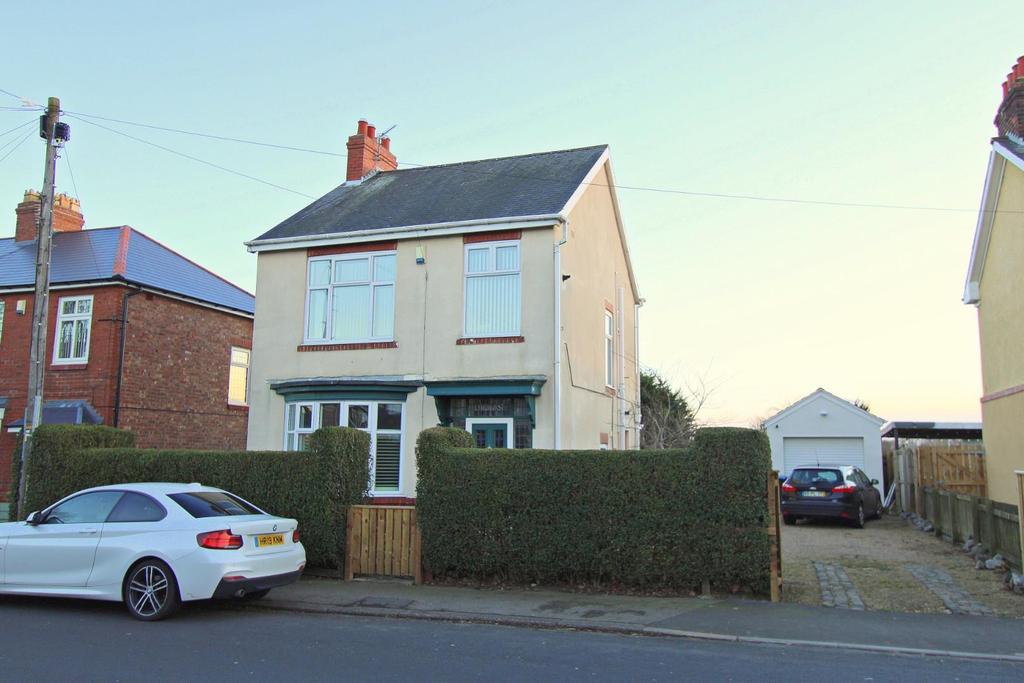 Sherburn Road, Gilesgate, Durham 3 bed detached house - £200,000