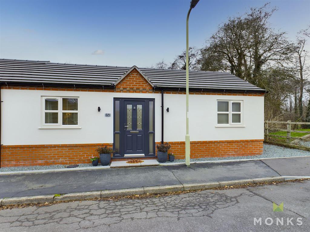 Sun Grove, Wem, Shropshire 1 bed semi-detached bungalow - £160,000