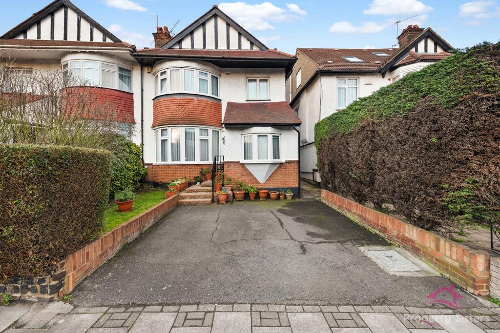 Brent Street, Hendon, NW4 4 bed semi-detached house - £1,150,000