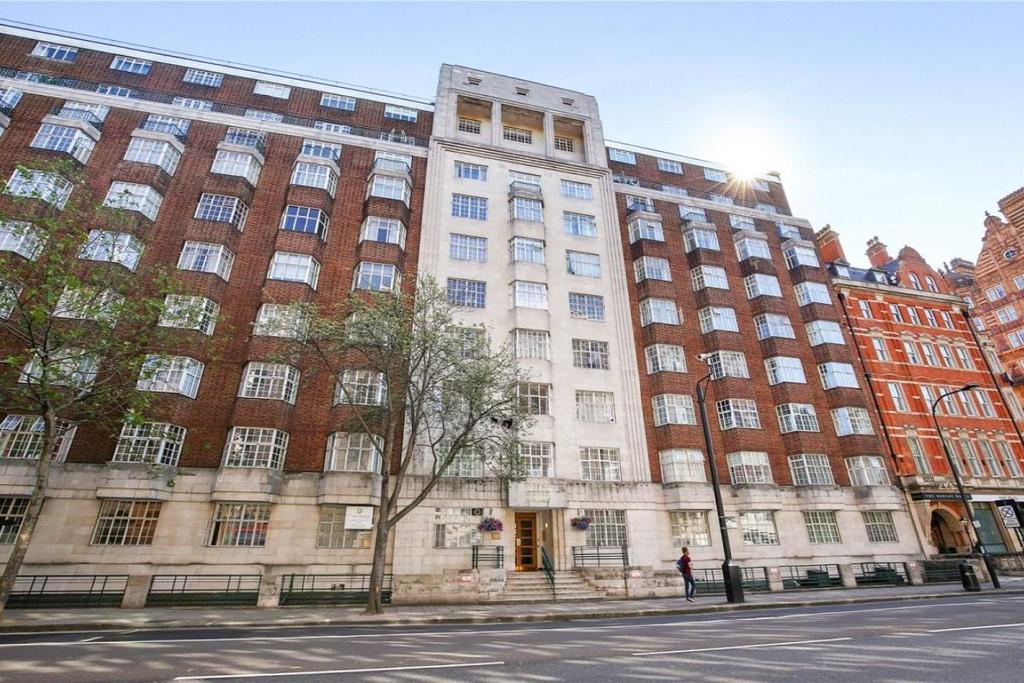 Woburn Place, Bloomsbury Studio - £300,000