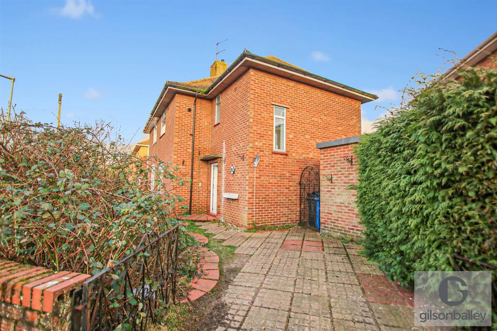 Edgeworth Road, Norwich 3 bed semi-detached house - £290,000