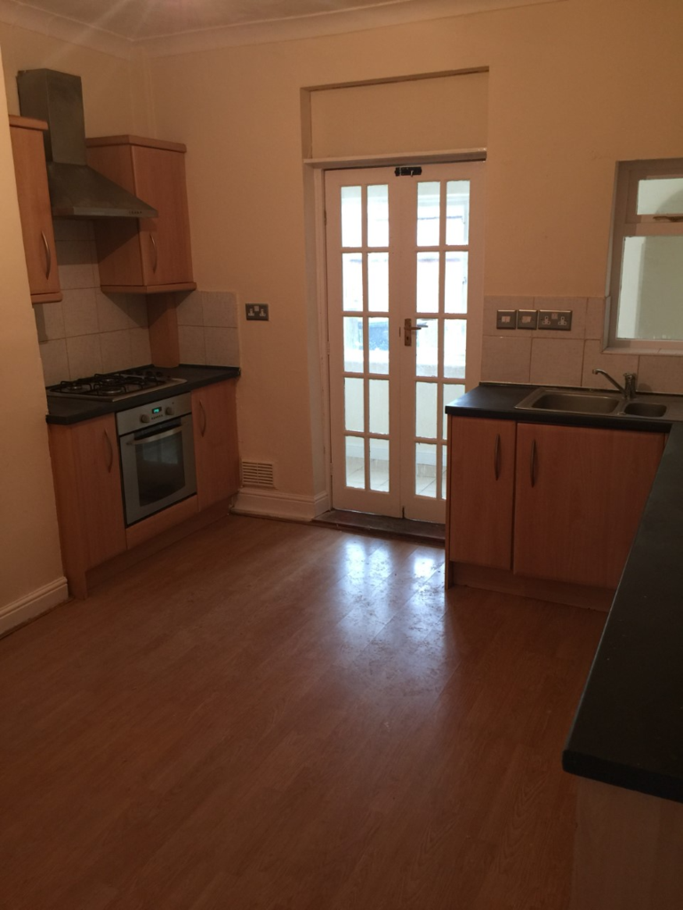 Lindley Street, ., Rotherham, South Yorkshire, S65 1RT 2 bed terraced ...