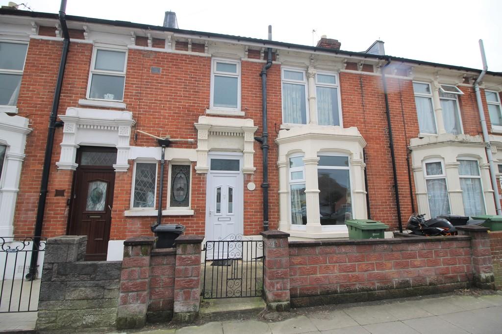 Langstone Road, Milton 3 bed terraced house - £1,300 pcm (£300 pw)
