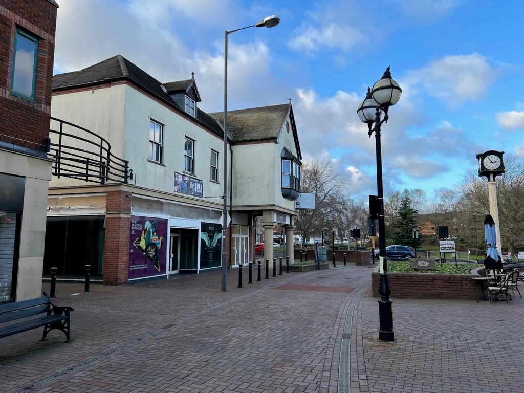Unit H, 1 Hunters Row Office - £2,917 pcm (£673 pw)