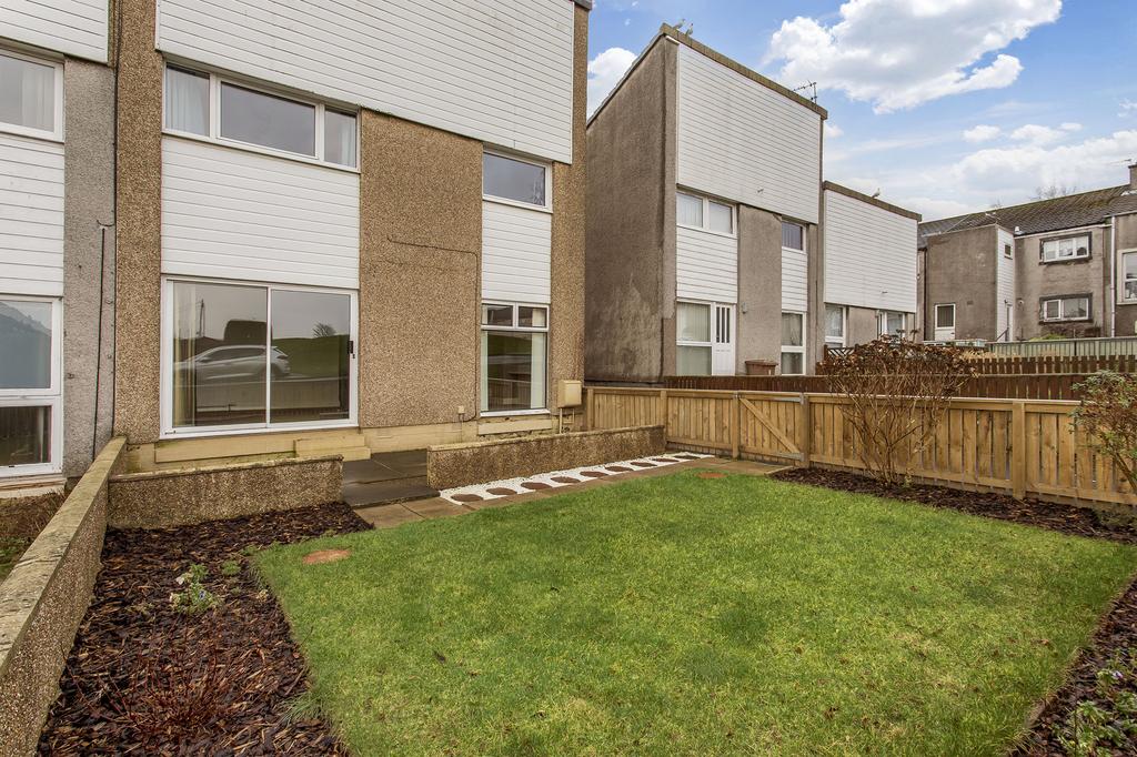 Mingle Place, Bo'Ness EH51 2 bed end of terrace house - £105,000
