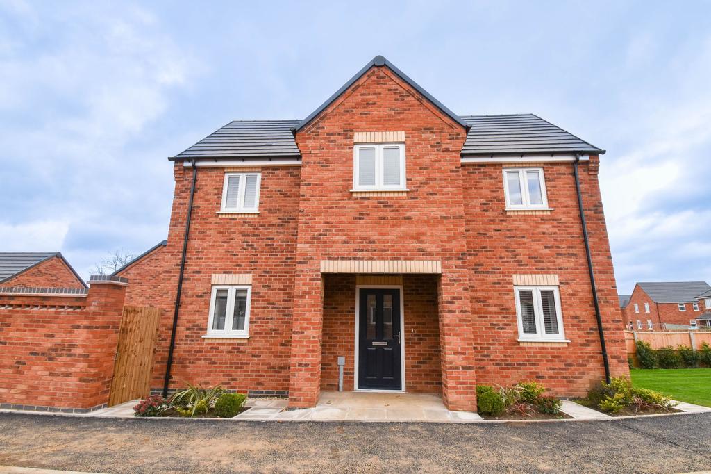 Howlett Road, Fleckney, Leicestershire 3 bed detached house - £320,000