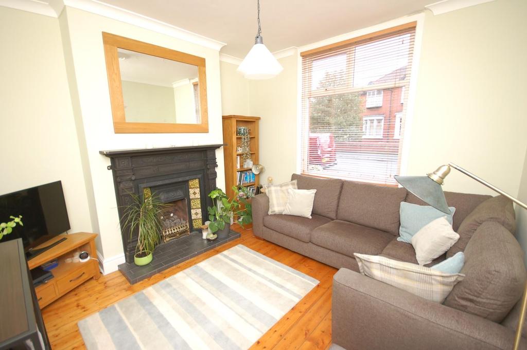 Burnage Hall Road, Manchester 3 bed terraced house - £280,000