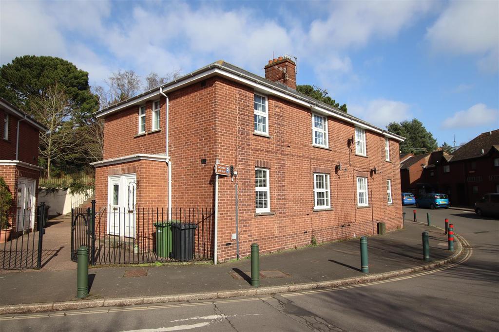 Lower Coombe Street, Exeter 2 bed ground floor flat - £190,000