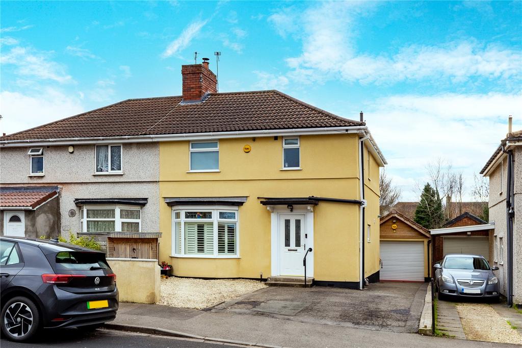 Braemar Avenue, Filton Park, Bristol... 3 bed semi-detached house - £ ...