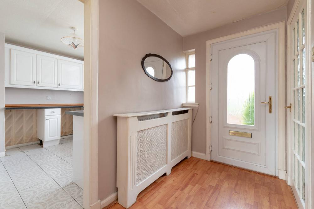 34 Niddrie Mill Drive, Niddrie, EH15 3HB 3 bed terraced house - £150,000
