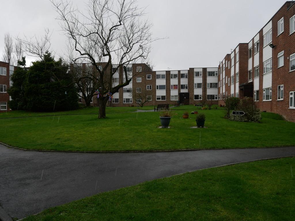 Pole Lane Court, Unsworth, Bury 1 bed apartment - £75,000