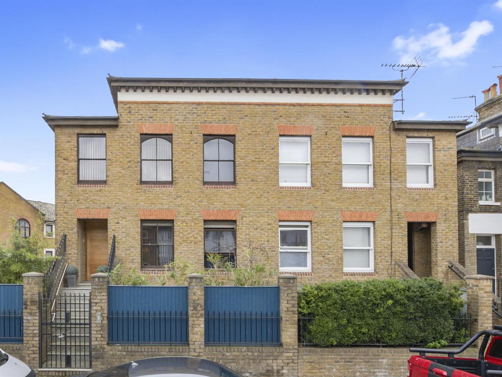 Terrace Road, London, E9 4 bed end of terrace house - £2,000,000