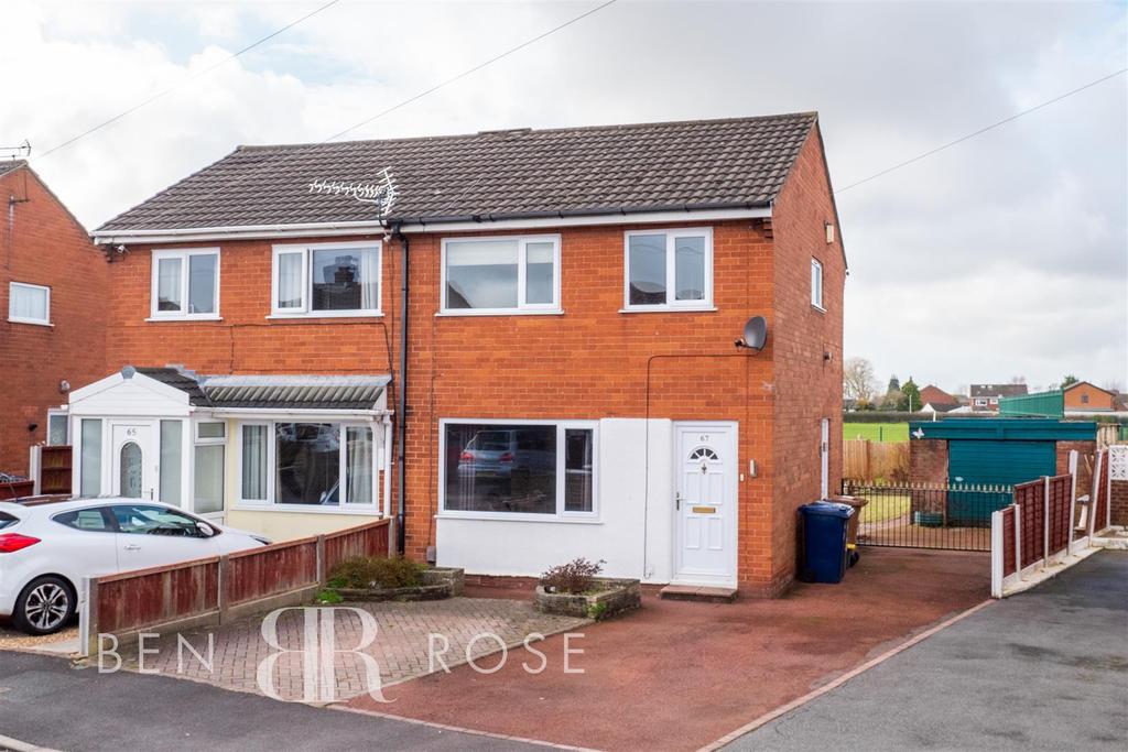 Glendale Crescent Lostock Hall Preston 3 Bed Semi Detached House £