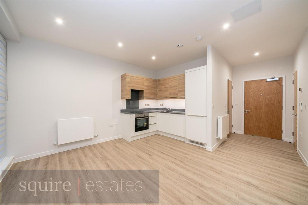 Bryanston Court, Hemel Hempstead 1 bed apartment - £920 pcm (£212 pw)