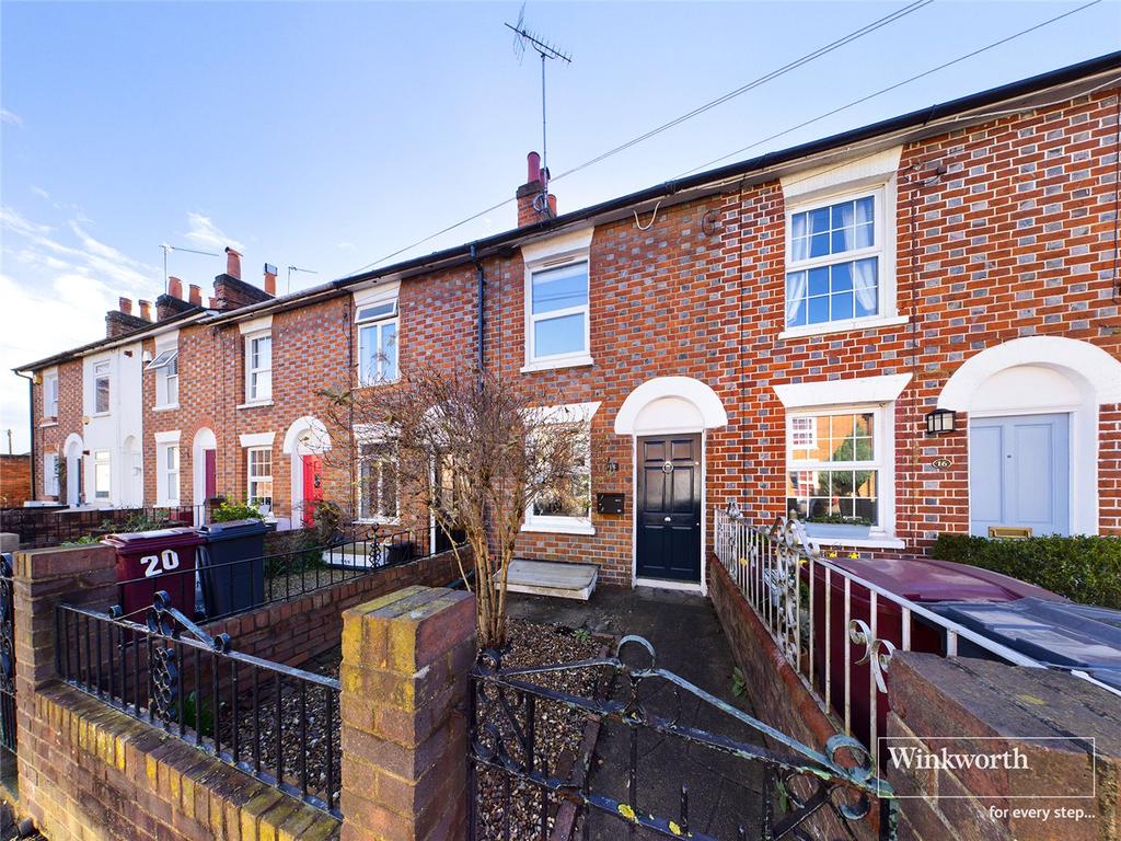 St. Johns Road, Reading, RG1 2 bed terraced house - £325,000
