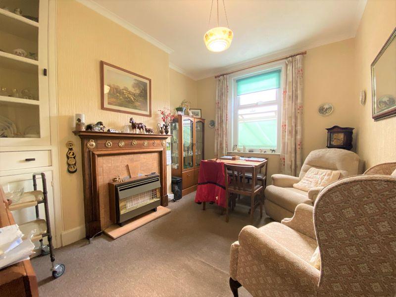 St. Annes Road, Exeter 2 bed terraced house - £300,000