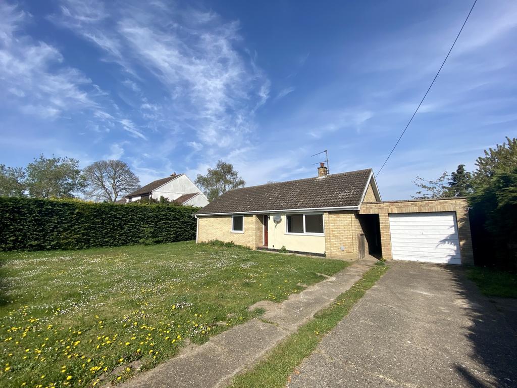 Herringswell, IP28 6ST 3 bed terraced house - £1,170 pcm (£270 pw)