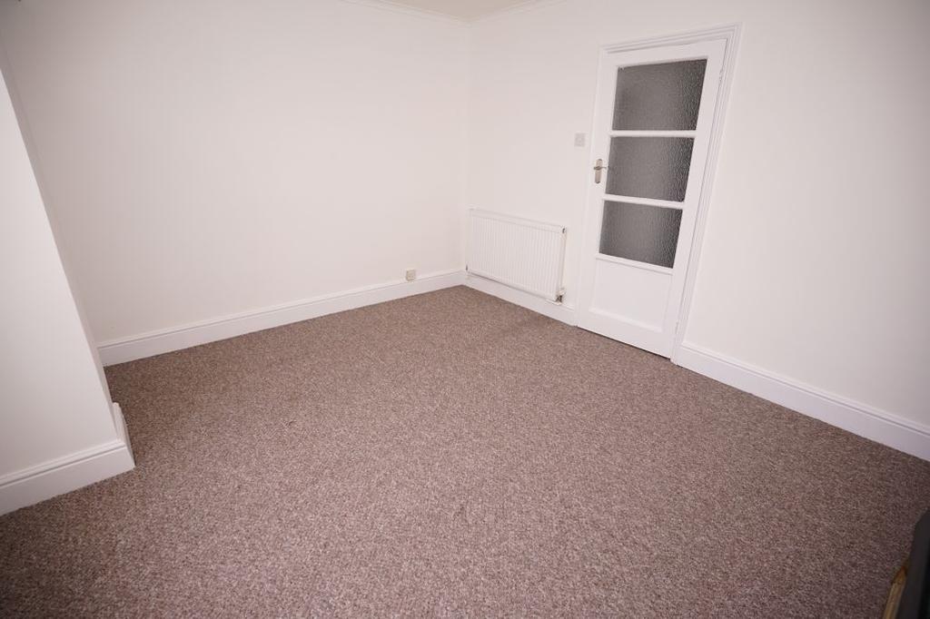 Main Street East Leake LOUGHBOROUGH... 2 bed house - £675 pcm (£156 pw)
