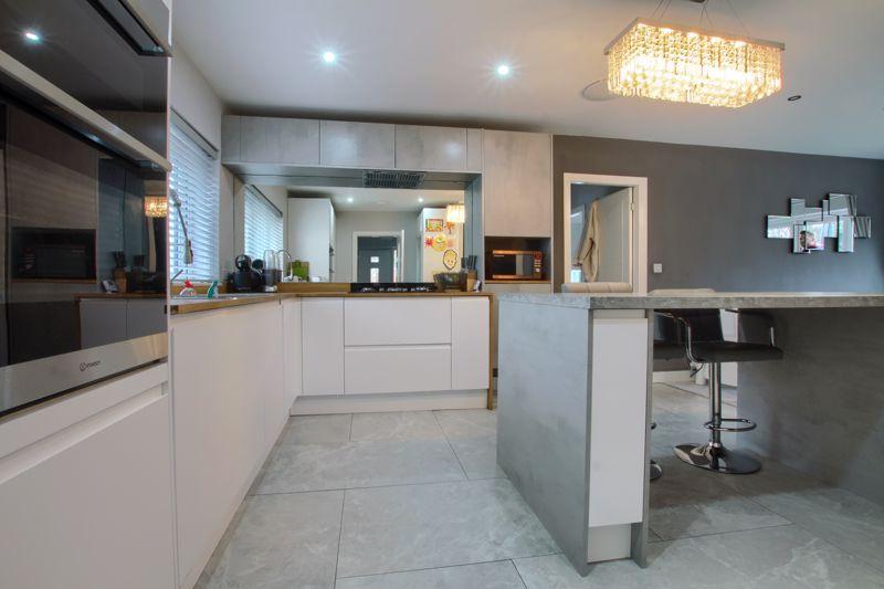 Anfield, Barwick Lane, Ingleby Barwick 4 bed detached bungalow - £1,300 ...