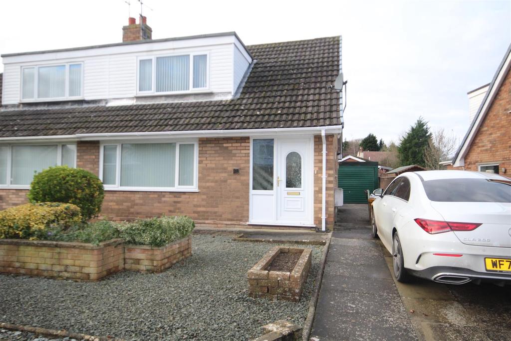 Sunningdale Avenue, Colwyn Heights 3 bed semi-detached house - £215,000