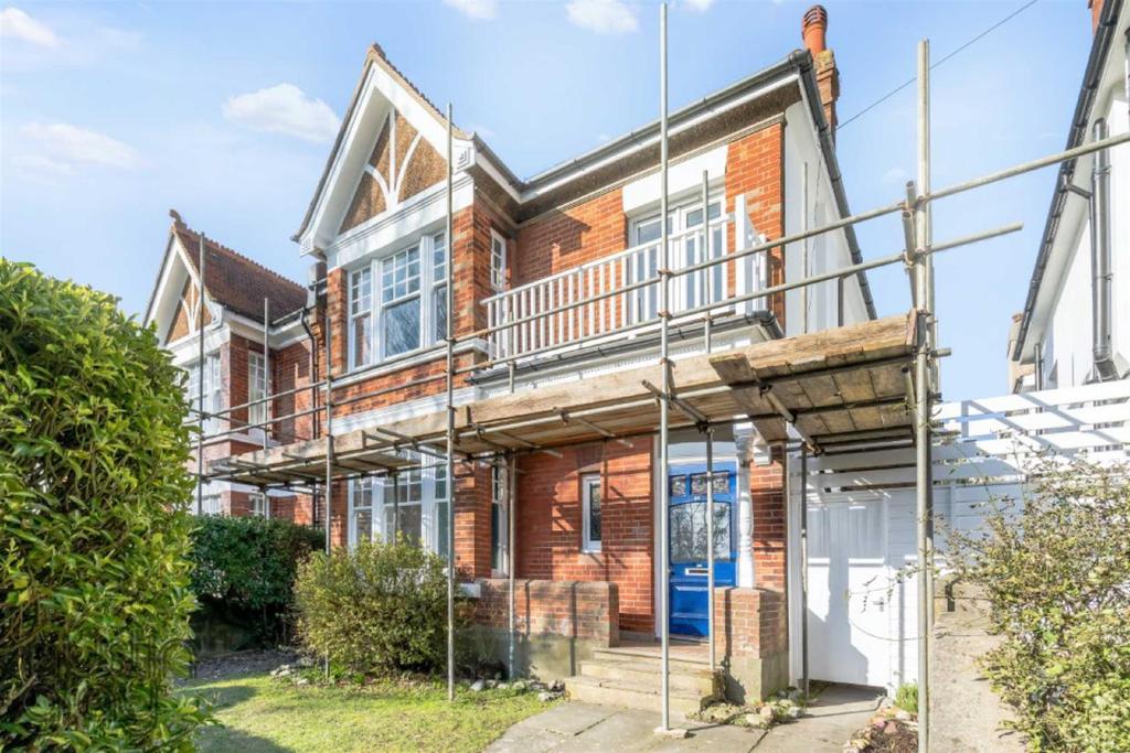 West Drive, Brighton 4 bed detached house - £1,000,000